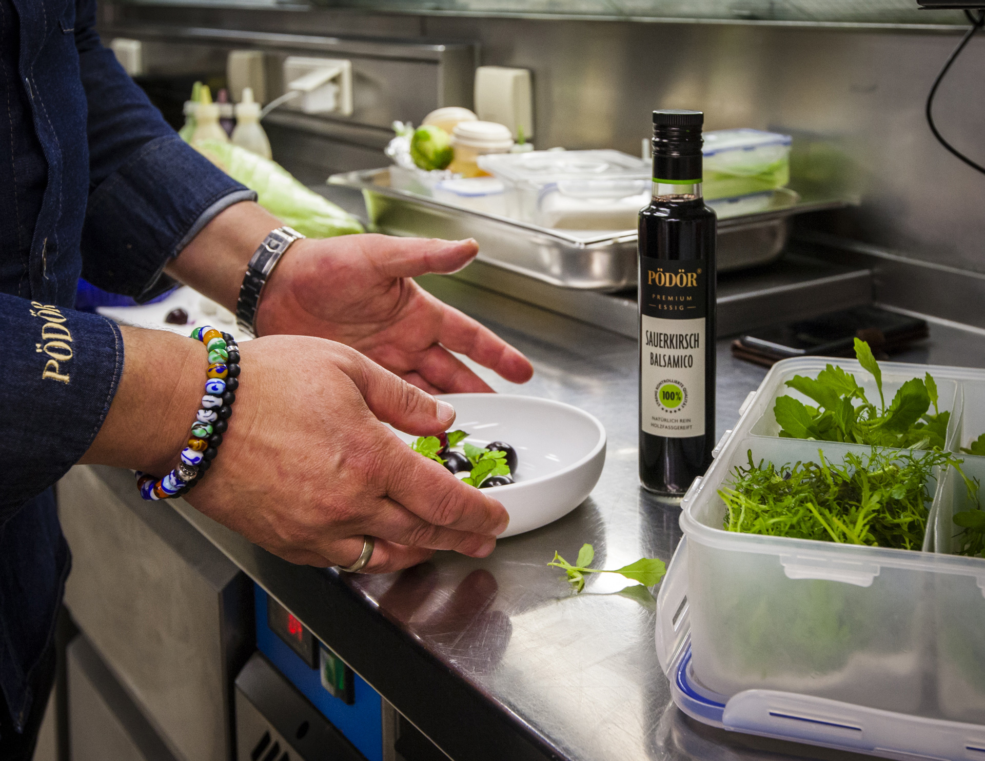 Pödör tips picture material - Pödör